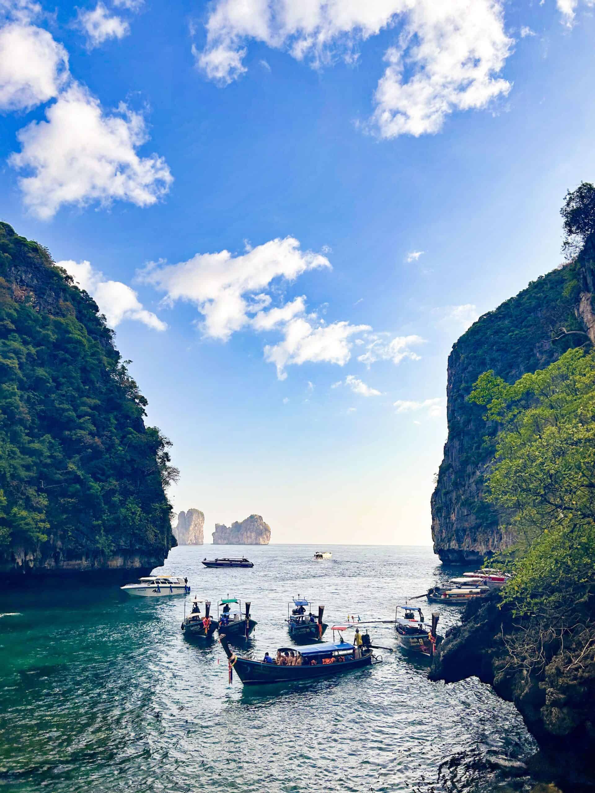 Banana Pancake Trail: The Ultimate Guide 2024 - A Backpacker's World